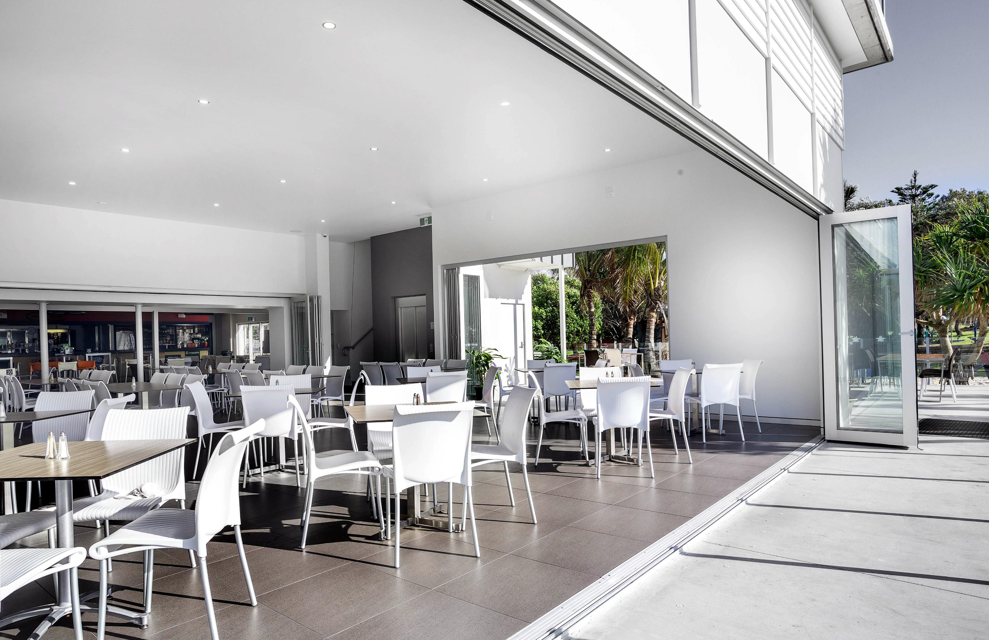 Kawana Surf Life Saving Club - TOMKINS | Commercial and Industrial Builders